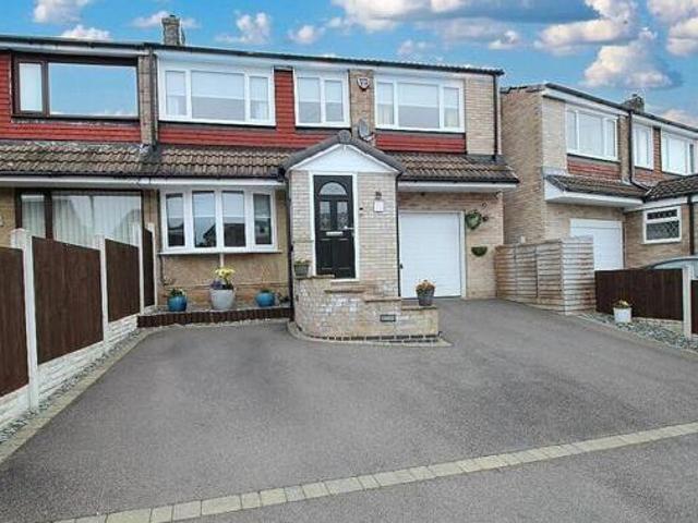 4 Bedroom Semi detached House For Sale In High Green