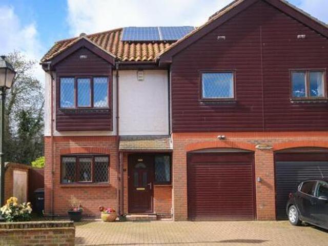 4 Bedroom Semi detached House For Sale In High Street, Halstead