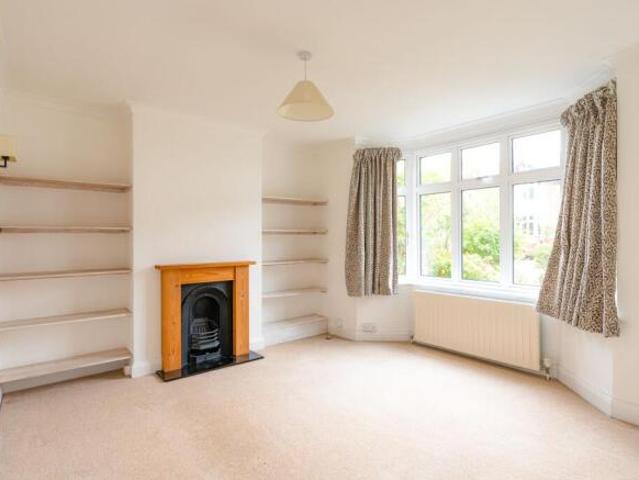 4 bedroom semi detached house for sale in Highfield Avenue, Headington, OX3