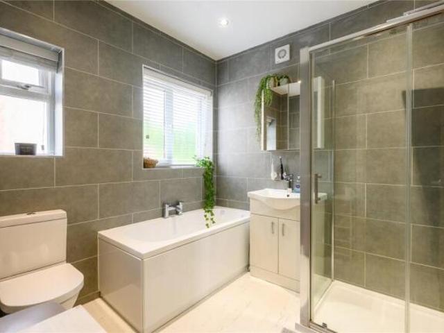 4 bedroom semi detached house for sale in Highthorne Drive, Shadwell, LS17