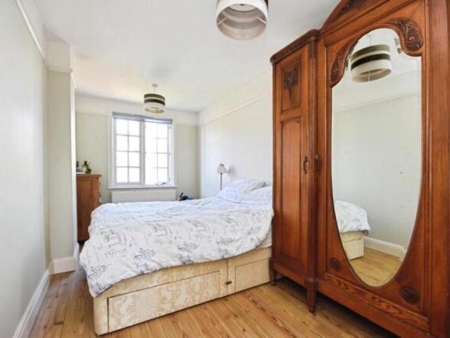 4 bedroom semi detached house for sale in Hill Road, CHELMSFORD, Essex, CM2