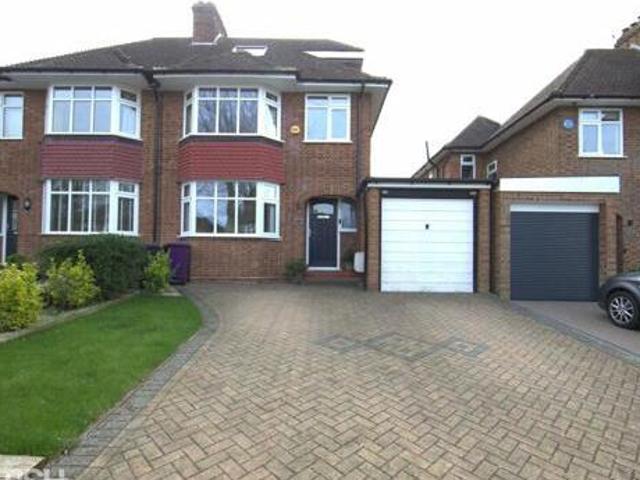 4 Bedroom Semi detached House For Sale In Hitchin, Hertfordshire