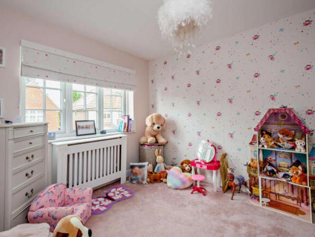 4 bedroom semi detached house for sale in Honeysuckle Drive, Leeds, LS14