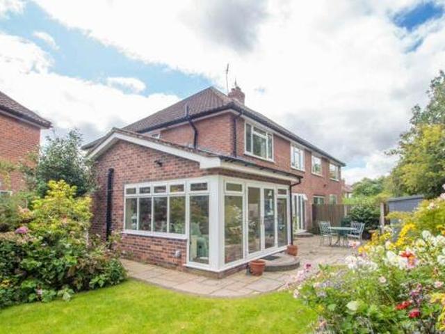 4 Bedroom Semi detached House For Sale In Hoole