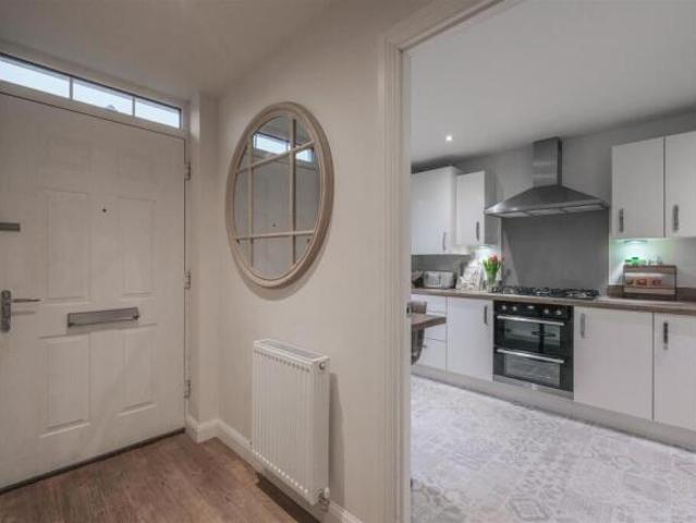 4 bedroom semi detached house for sale in Holden View, Birkenshaw, Bradford, BD11