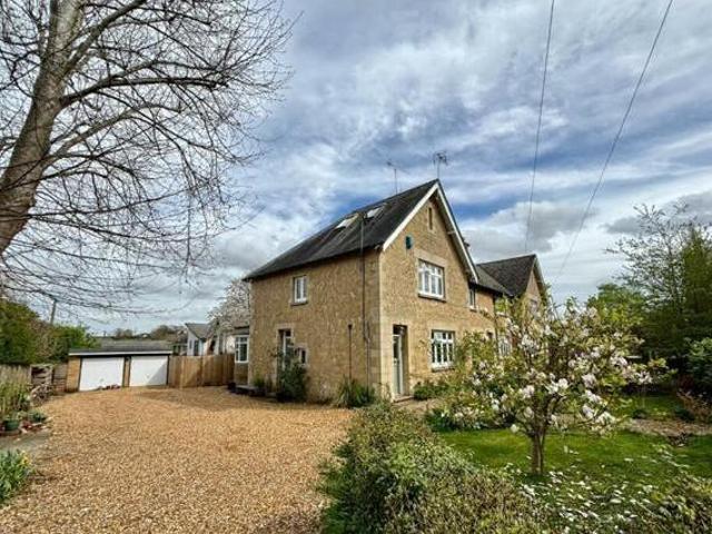 4 Bedroom Semi detached House For Sale In Horton
