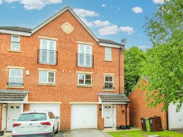 4 Bedroom Semi detached House For Sale In Horbury