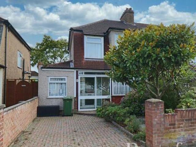 4 Bedroom Semi detached House For Sale In Hornchurch