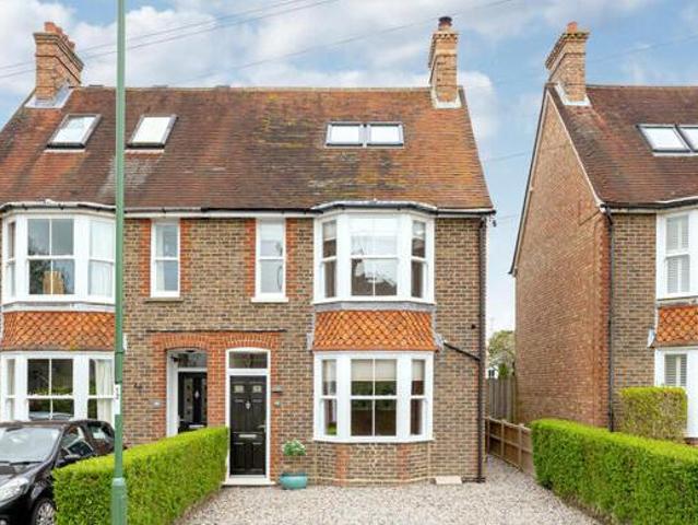 4 Bedroom Semi detached House For Sale In Horsham