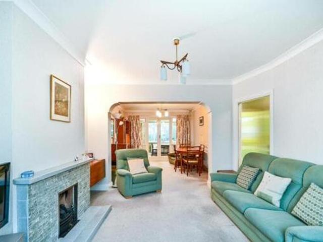 4 Bedroom Semi detached House For Sale In Hounslow