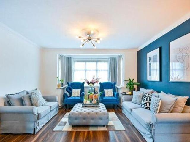 4 Bedroom Semi detached House For Sale In Hounslow
