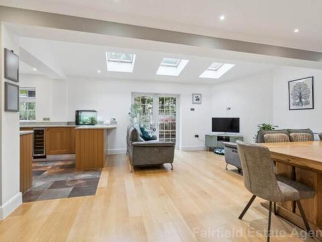 4 bedroom semi detached house for sale in Huntercrombe Gardens, South Oxhey, Watford, WD19