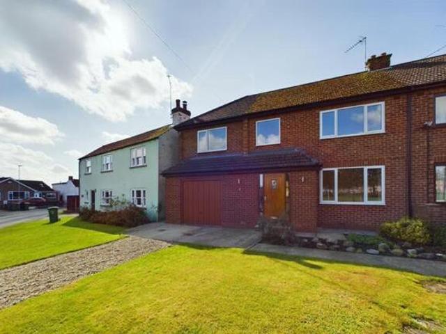 4 Bedroom Semi detached House For Sale In Hutton Cranswick