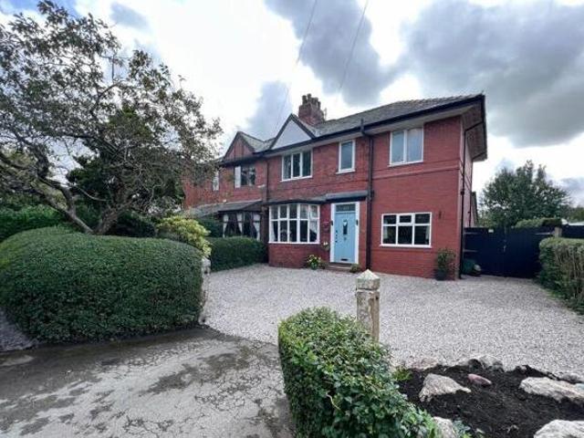 4 Bedroom Semi detached House For Sale In Hutton, Preston