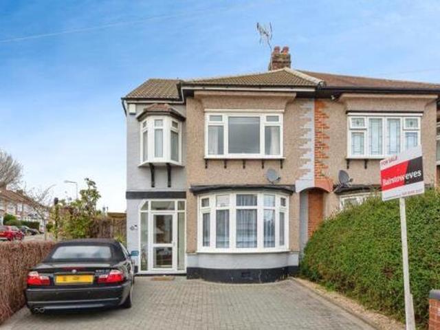 4 Bedroom Semi detached House For Sale In Ilford