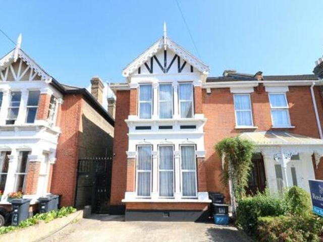 4 Bedroom Semi detached House For Sale In Ilford