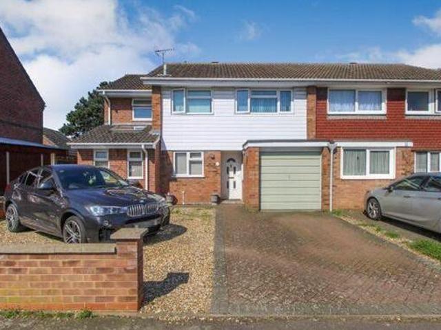 4 Bedroom Semi detached House For Sale In Kempston