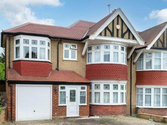 4 Bedroom Semi detached House For Sale In Kenton, Harrow