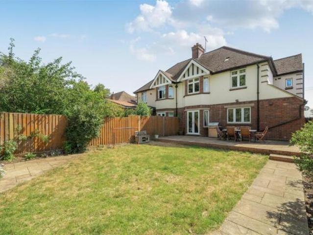 4 bedroom semi detached house for sale in Kimbolton Road, Bedford, MK41