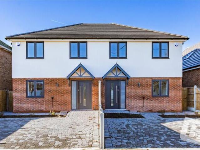 4 bedroom semi detached house for sale in King Edward Avenue, Rainham, RM13
