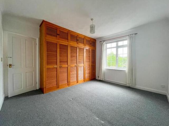 4 bedroom semi detached house for sale in Kings Hedges Road, Cambridge, CB4