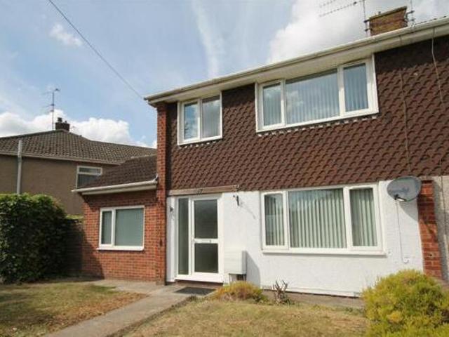 4 Bedroom Semi detached House For Sale In Kingswood