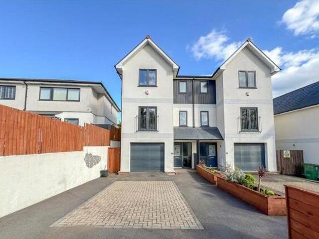 4 Bedroom Semi detached House For Sale In Kingswood, Bristol