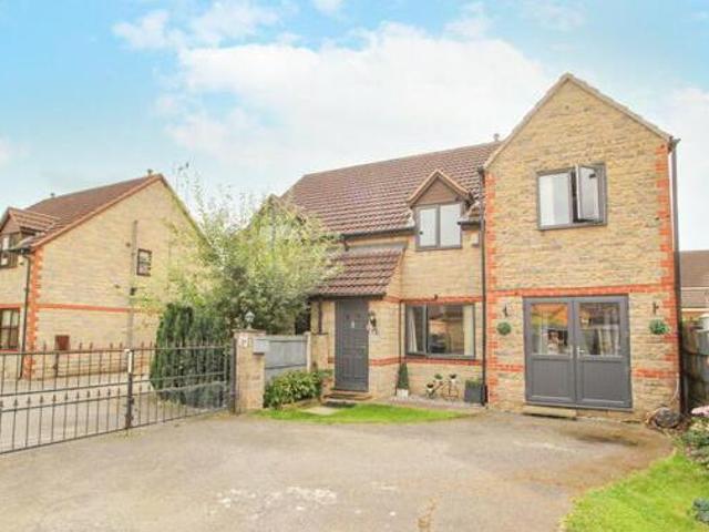 4 Bedroom Semi detached House For Sale In Kirk Sandall, Doncaster