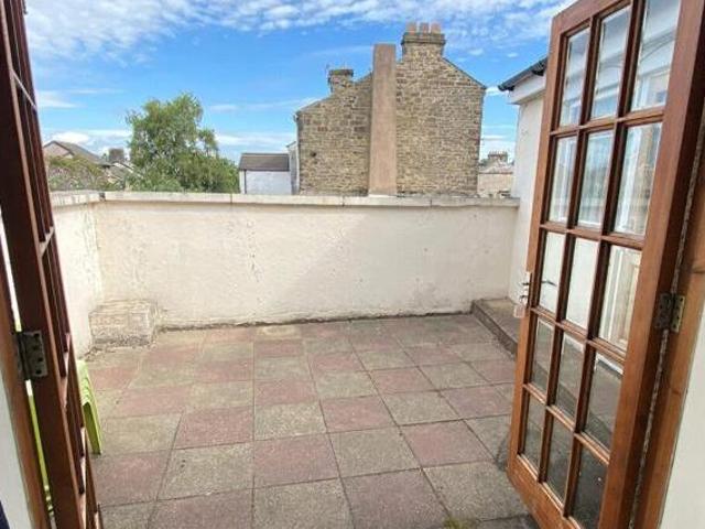 4 Bedroom Semi detached House For Sale In Lancaster
