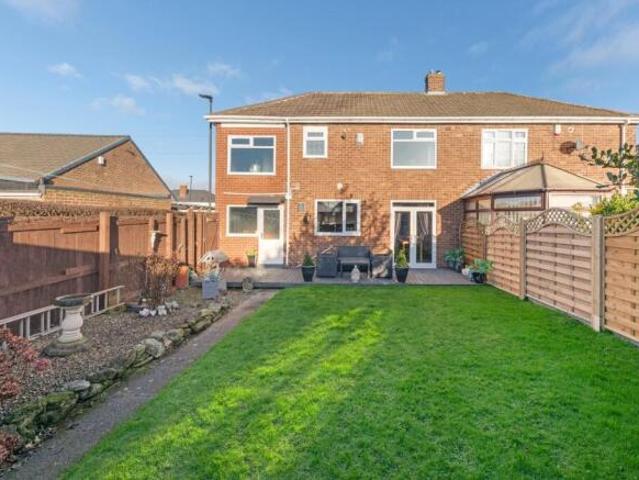 4 bedroom semi detached house for sale in Langdon Road, Newcastle upon Tyne, and Wear, NE5