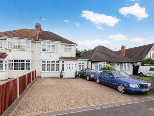 4 Bedroom Semi detached House For Sale In Langley