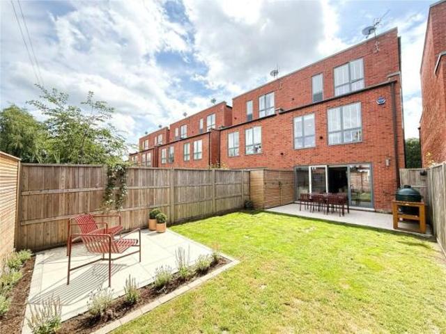 4 bedroom semi detached house for sale in Lakenheath Close, Didsbury, M20
