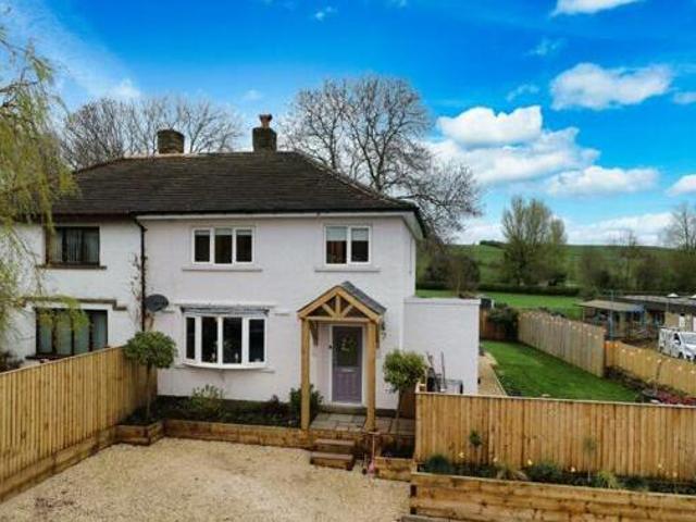 4 Bedroom Semi detached House For Sale In Leeds, West Yorkshire