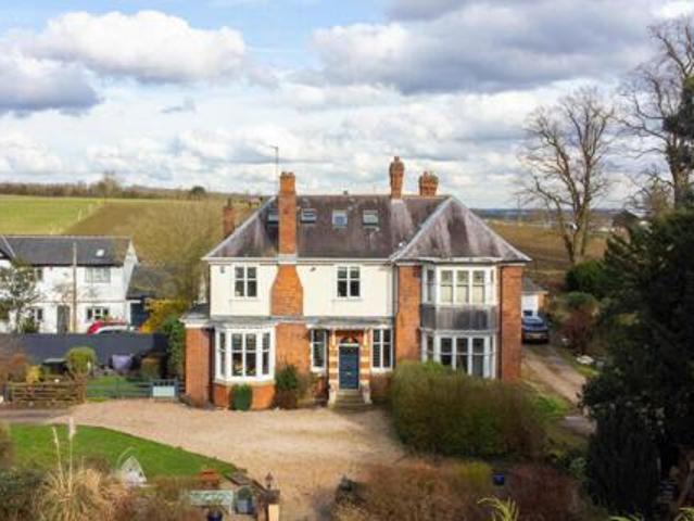 4 Bedroom Semi detached House For Sale In Leicester