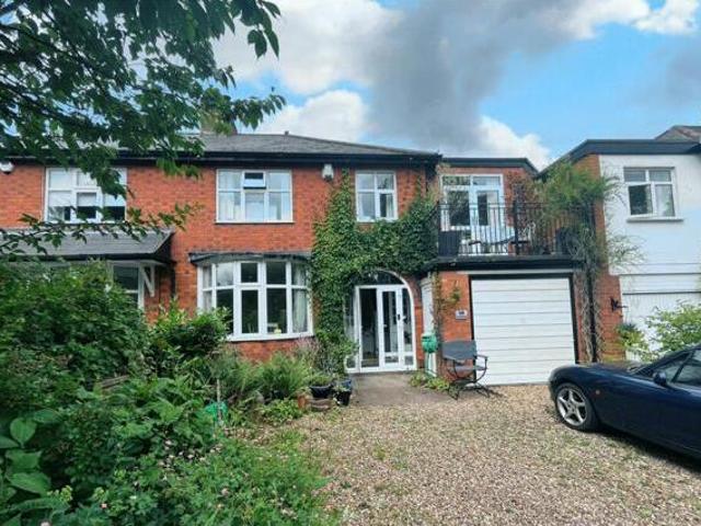 4 Bedroom Semi detached House For Sale In Leicester, Leicestershire