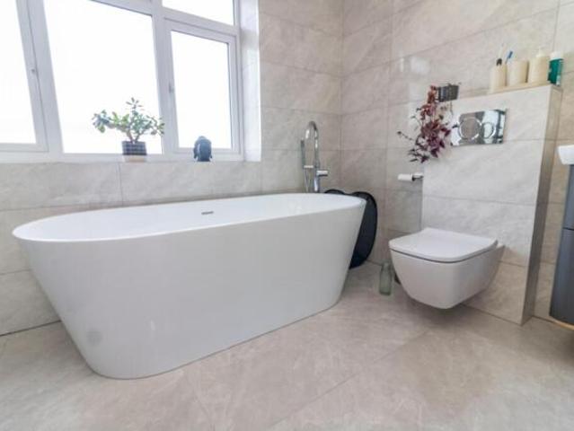 4 bedroom semi detached house for sale in Letchworth Road, Leicester, LE3