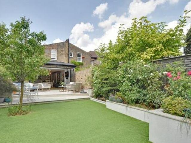 4 Bedroom Semi detached House For Sale In Lewisham, London