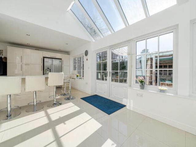 4 bedroom semi detached house for sale in Lime Tree Road, Norwich, NR2