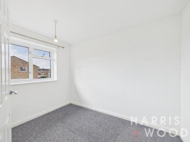 4 bedroom semi detached house for sale in Linnet Drive, Chelmsford, CM2