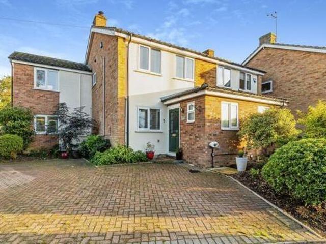 4 Bedroom Semi detached House For Sale In Lidlington, Bedfordshire