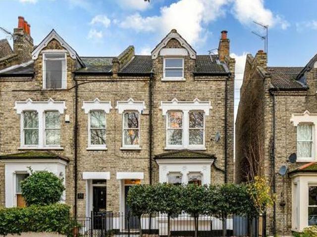 4 Bedroom Semi detached House For Sale In London