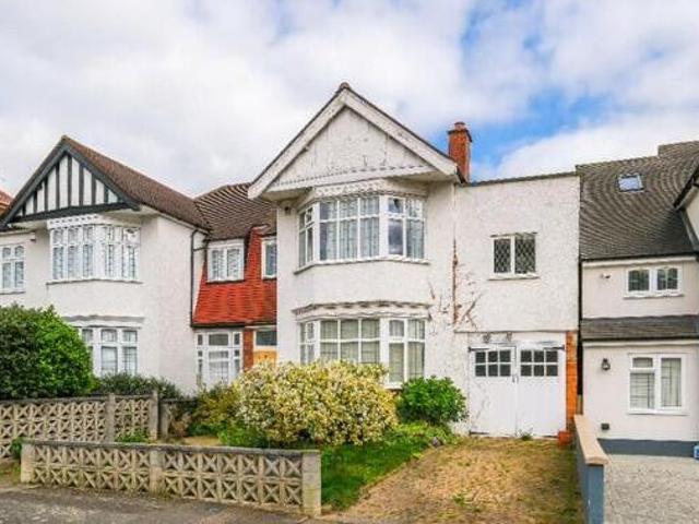 4 Bedroom Semi detached House For Sale In London
