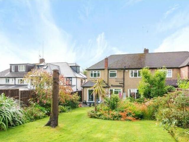 4 Bedroom Semi detached House For Sale In London