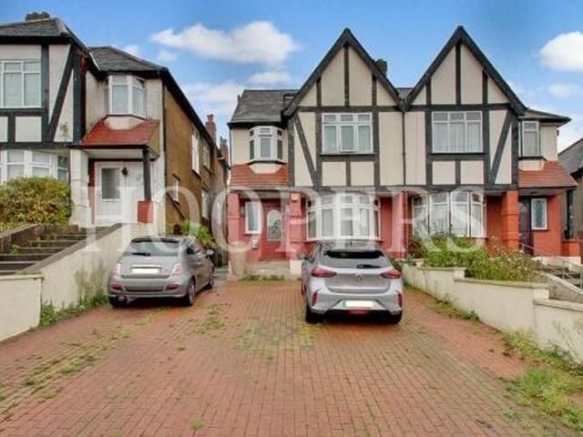 4 Bedroom Semi detached House For Sale In London