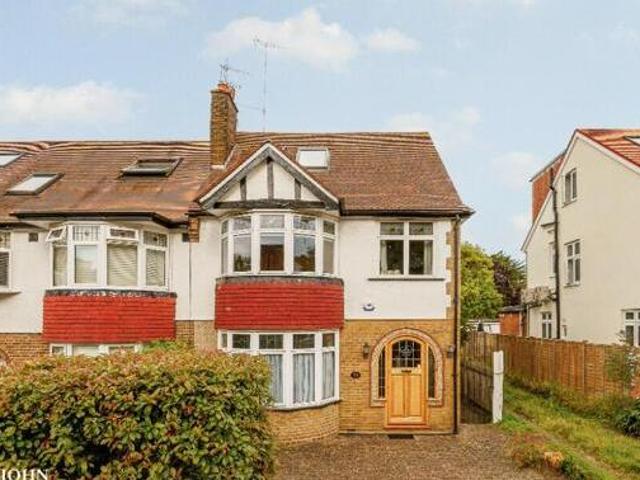 4 Bedroom Semi detached House For Sale In London