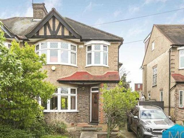 4 Bedroom Semi detached House For Sale In London