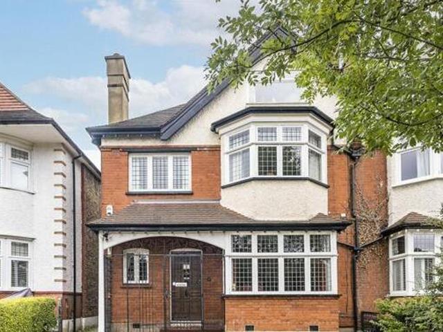 4 Bedroom Semi detached House For Sale In London