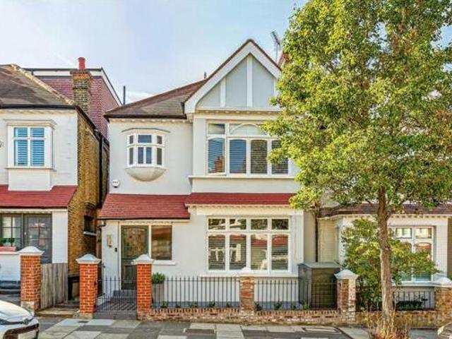 4 Bedroom Semi detached House For Sale In London