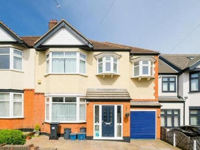 4 Bedroom Semi detached House For Sale In London
