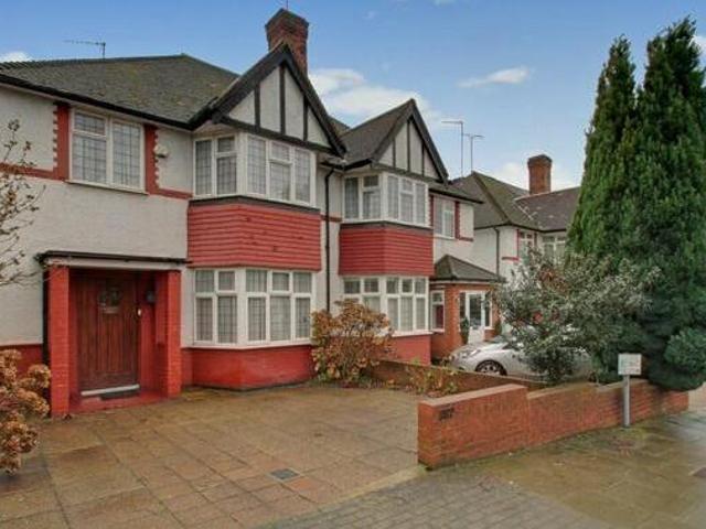 4 Bedroom Semi detached House For Sale In London